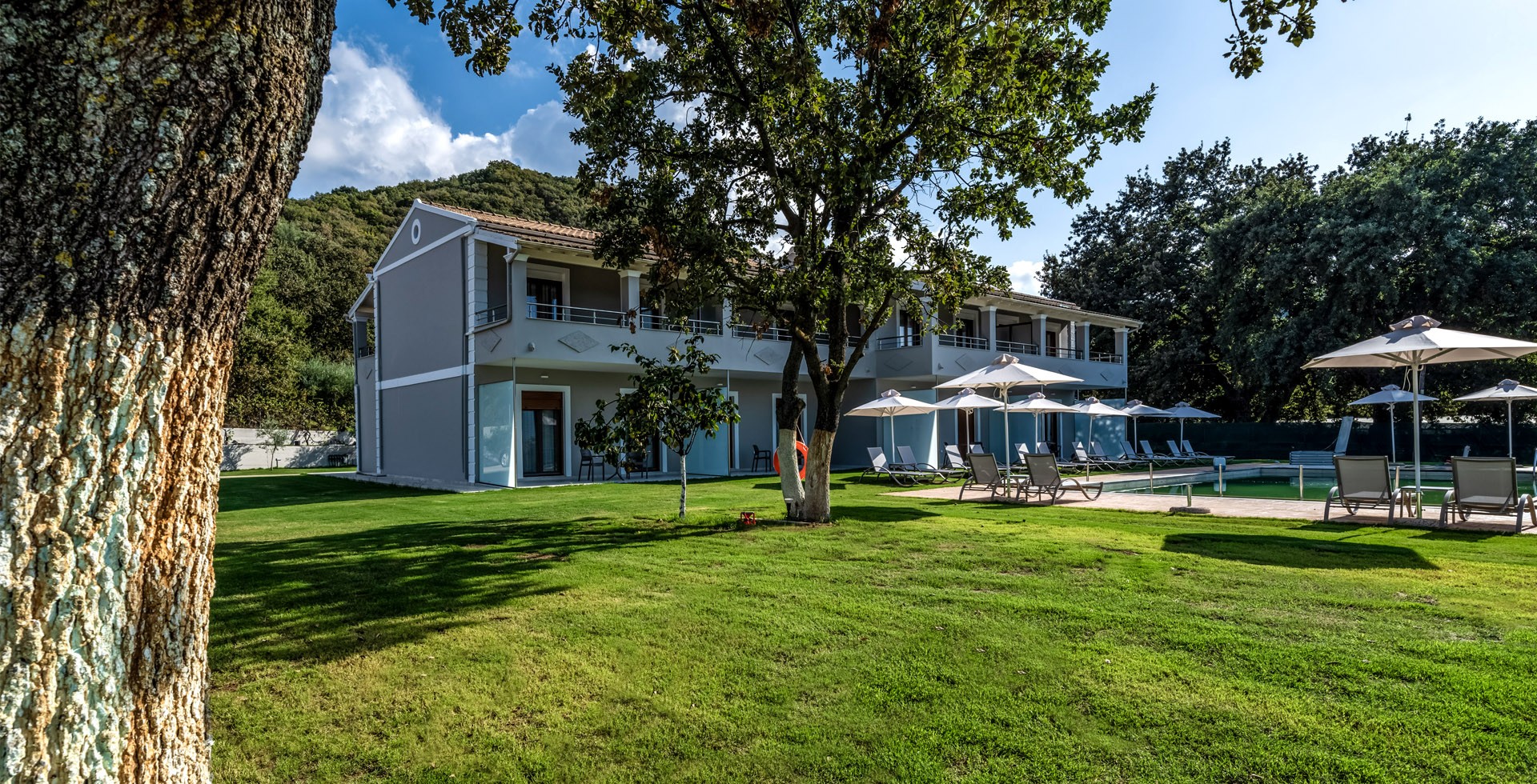 Karavos Apartments | Almyros Beach, Acharavi, Corfu